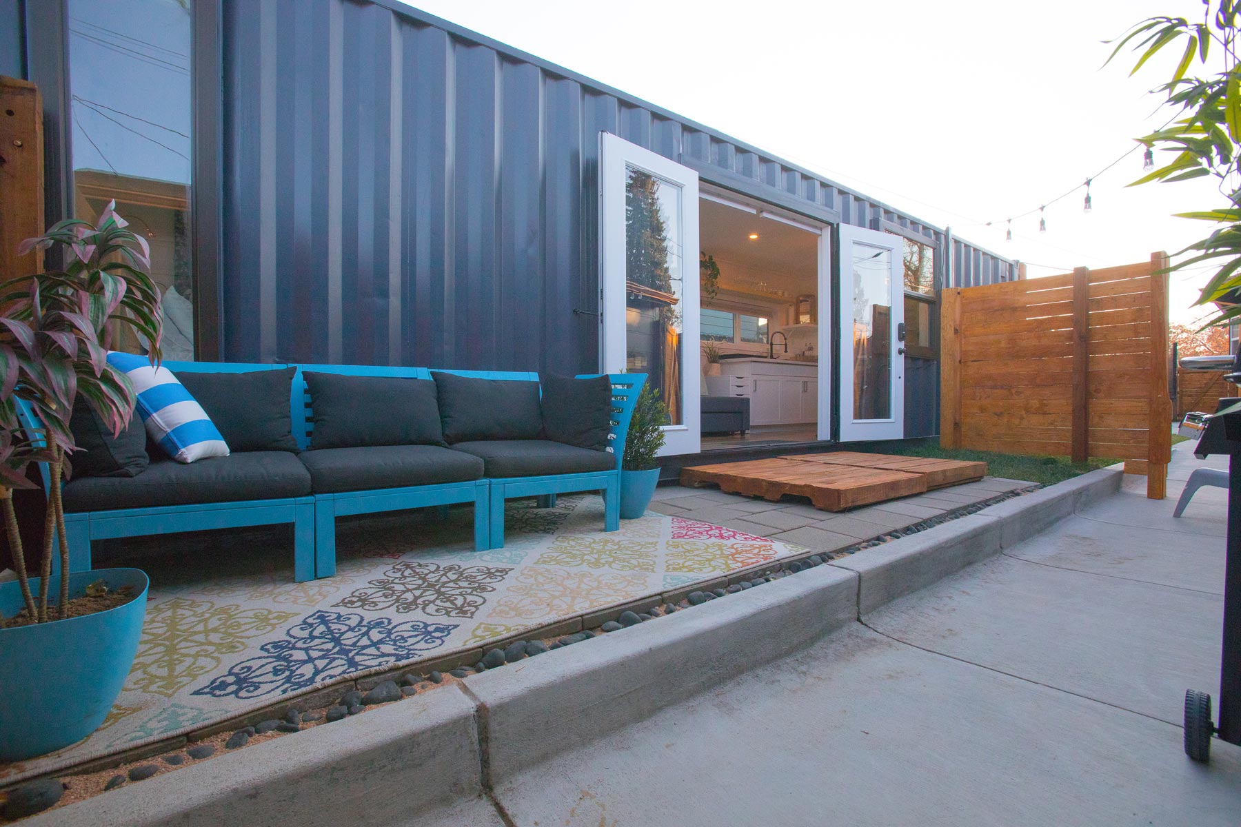 Alternative Tiny House - Dream Tiny Living