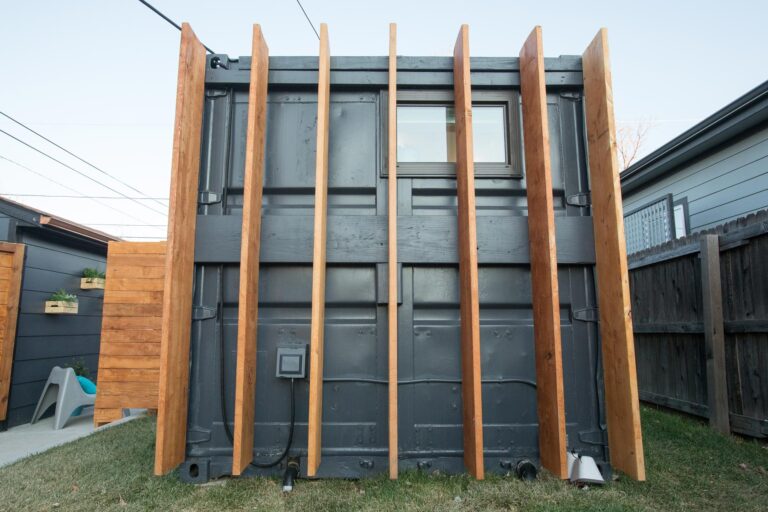 Alternative Tiny House - Dream Tiny Living