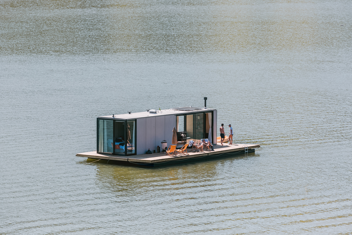 Amazing Floating House WaterlilliHaus by SysHaus - Dream Tiny Living