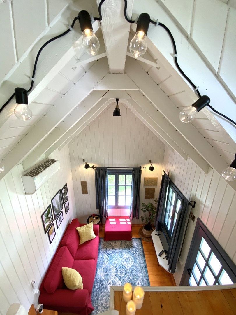 Cute Tiny House with Wonderful Design - Dream Tiny Living