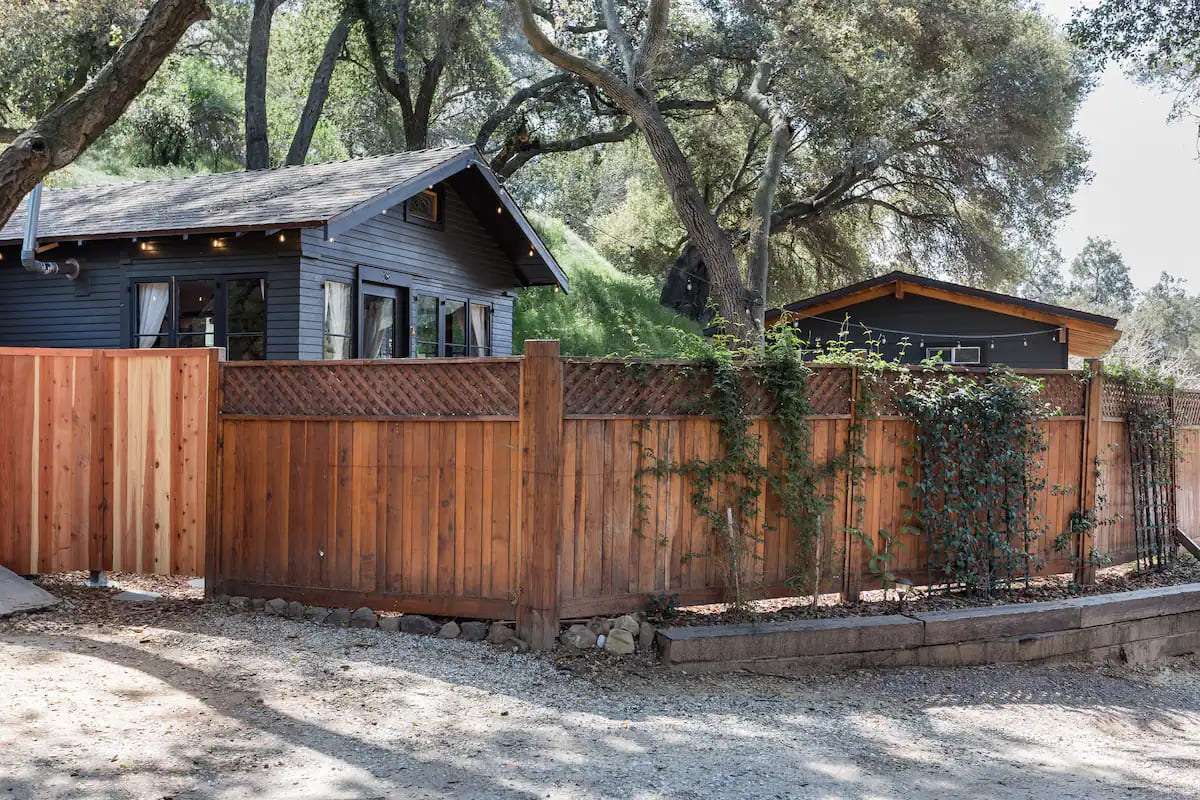 Crystal Tiny Cabin-Restored Vintage Lodge - Dream Tiny Living