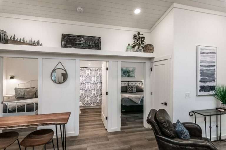 Sunset Tiny Home with Gorgeous Views - Dream Tiny Living