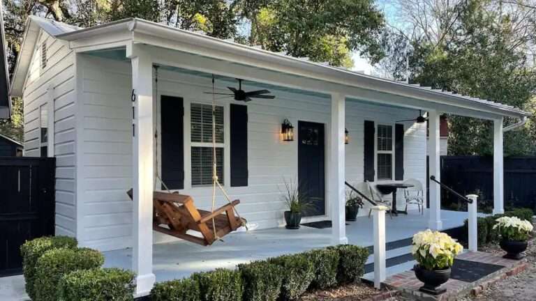 White Beautiful Camellia Cottage Tiny House - Dream Tiny Living