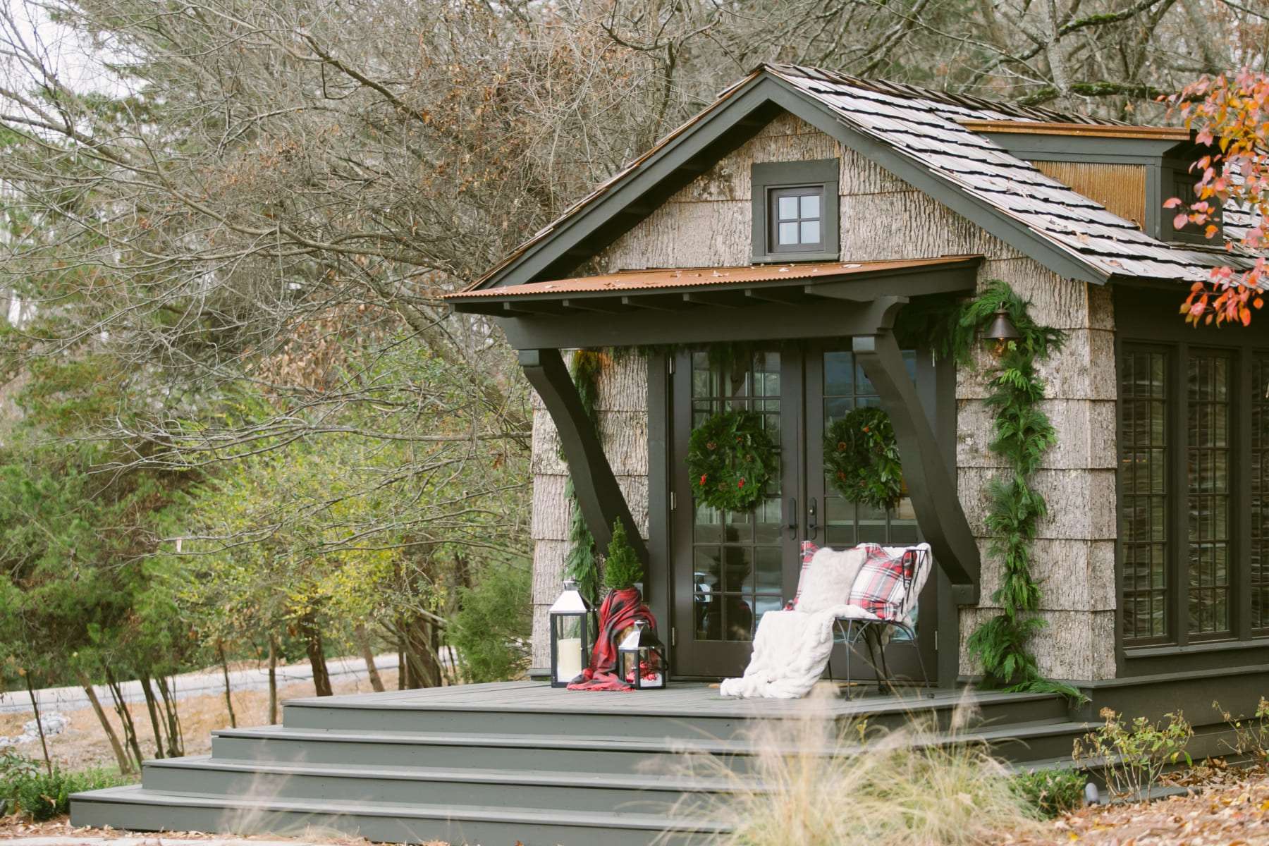 World's Most Beautiful Tiny Cottage Low Country - Dream Tiny Living