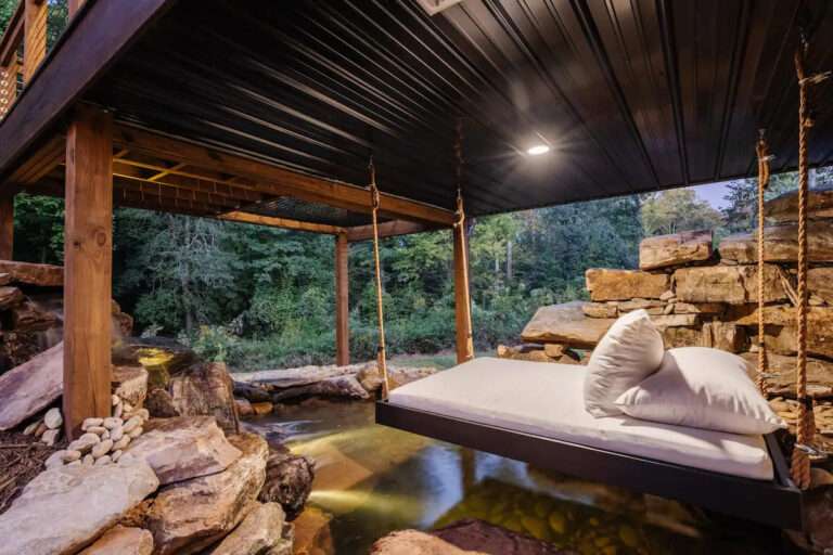 Absolutely Gorgeous Waterfall-Hamock-Jacuzzi Container House - Dream ...