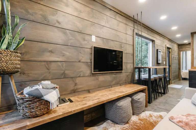 Absolutely Gorgeous Waterfall-Hamock-Jacuzzi Container House - Dream ...