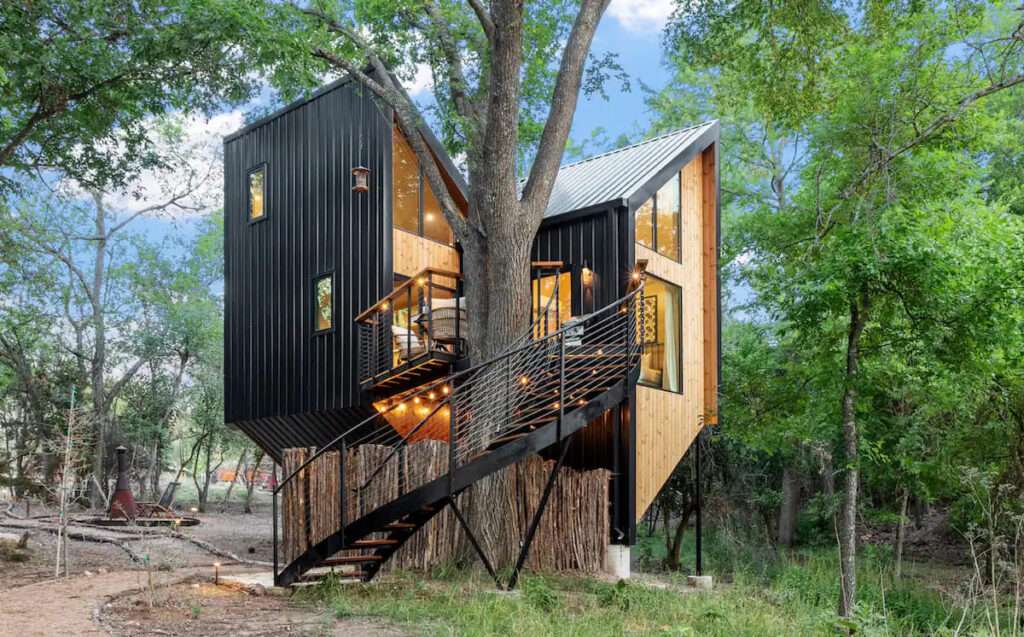 Butterfly Design Luxury Tiny Tree House - Dream Tiny Living