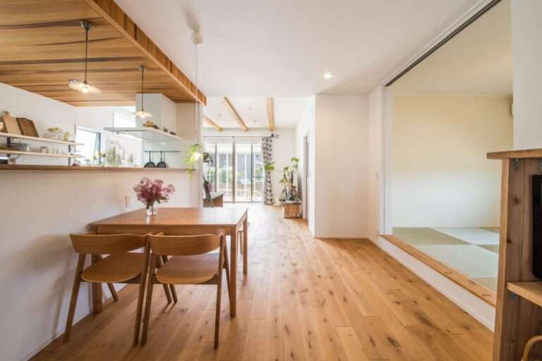 Cafe Style Single Storey Tiny House - Dream Tiny Living