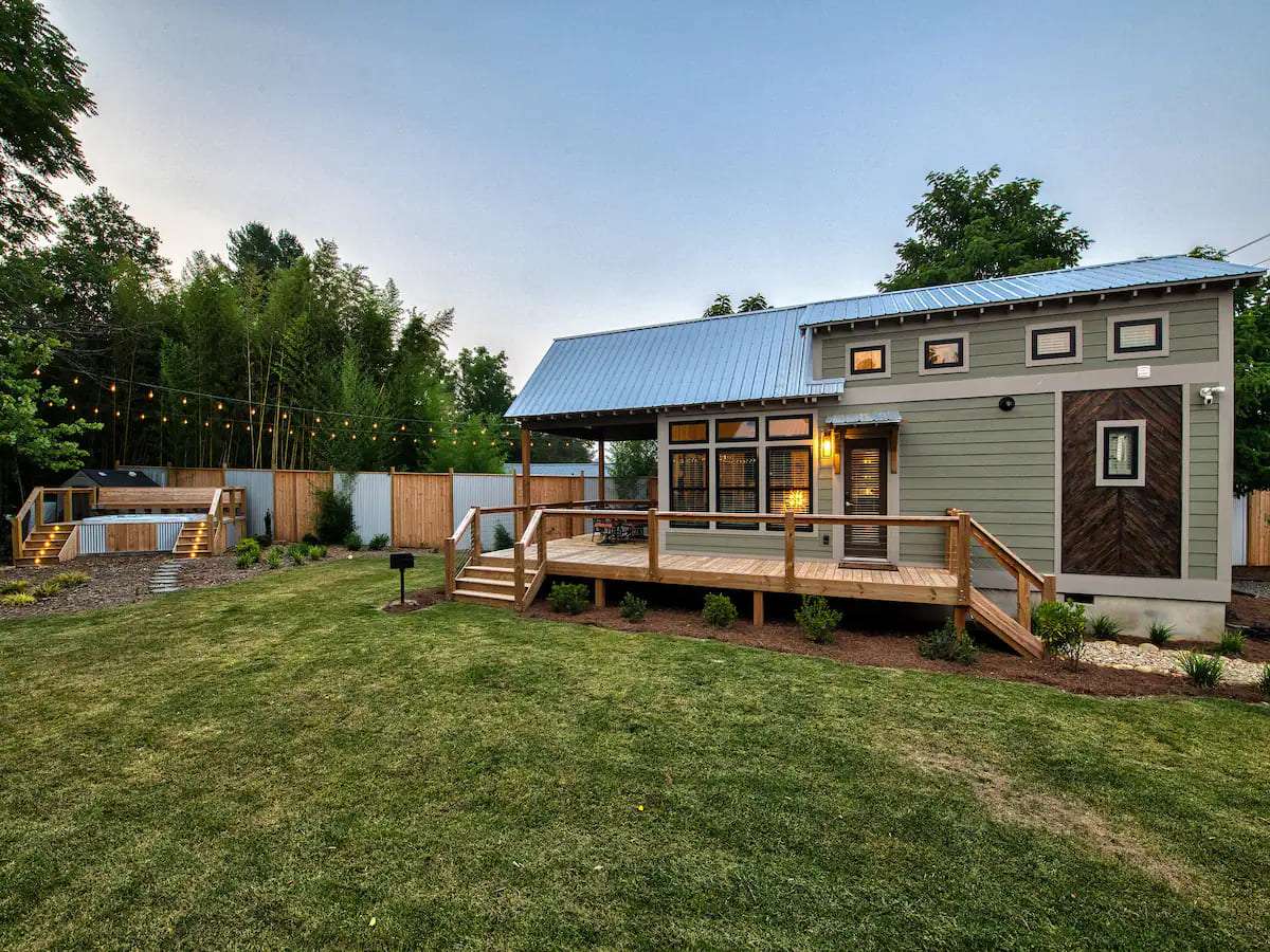 Rustic Tiny Home Cabin on River - Dream Tiny Living