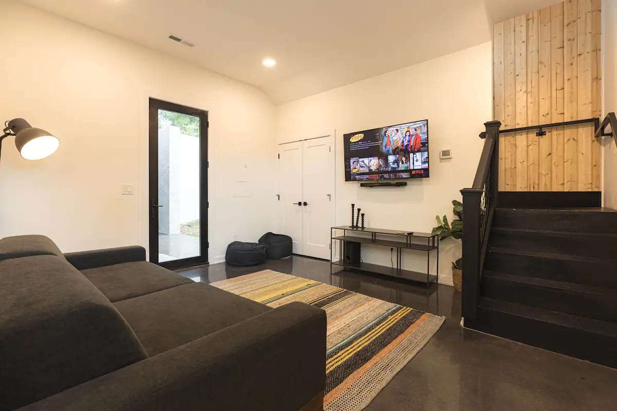 Glass-Walled Cottage with Smoky Mountain View - Dream Tiny Living