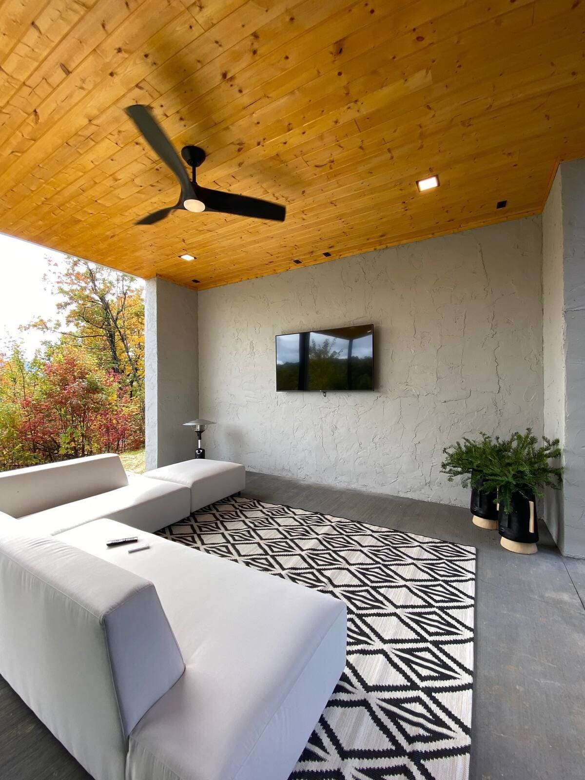 Glass-Walled Cottage with Smoky Mountain View - Dream Tiny Living