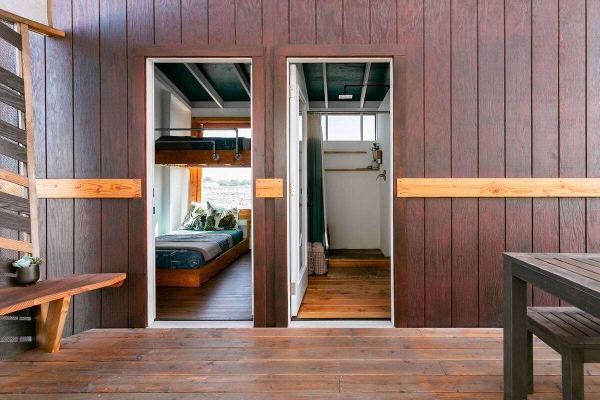 Ohana Tiny House in Volcanic Lava Field - Dream Tiny Living