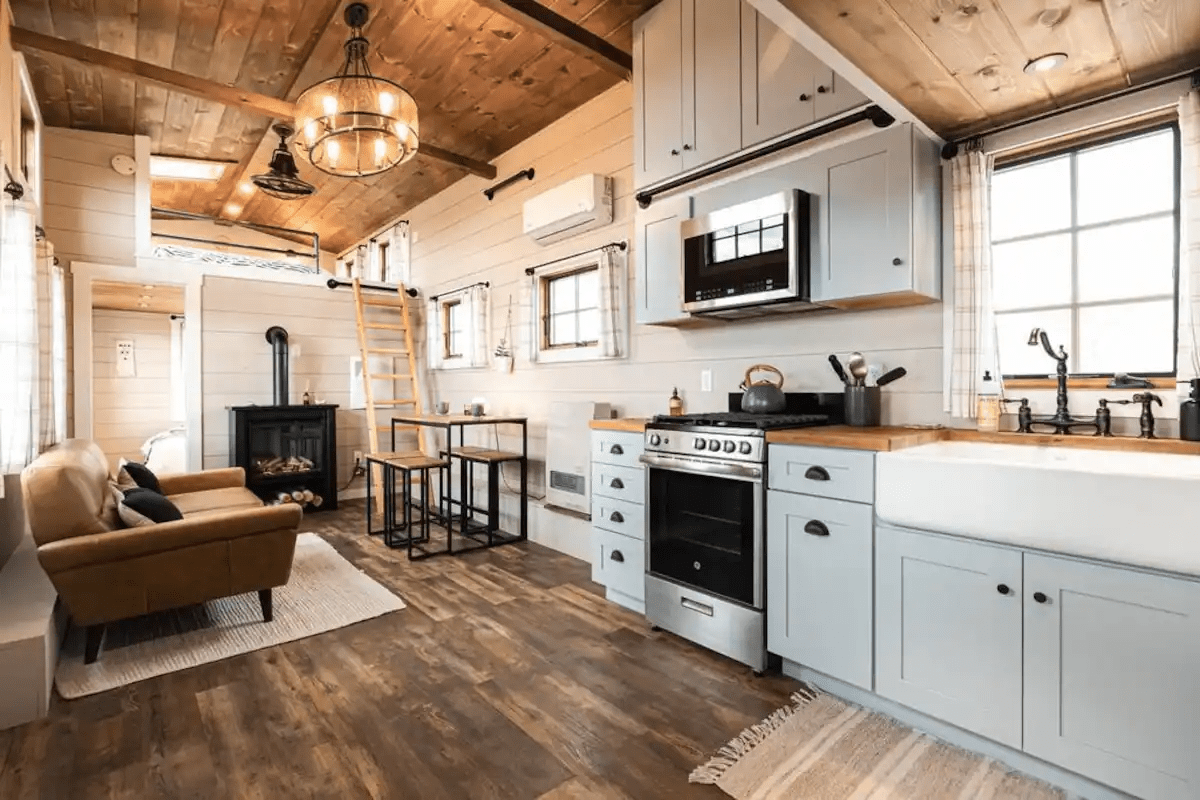 Modern Cedar Brook Tiny Cabin - Dream Tiny Living