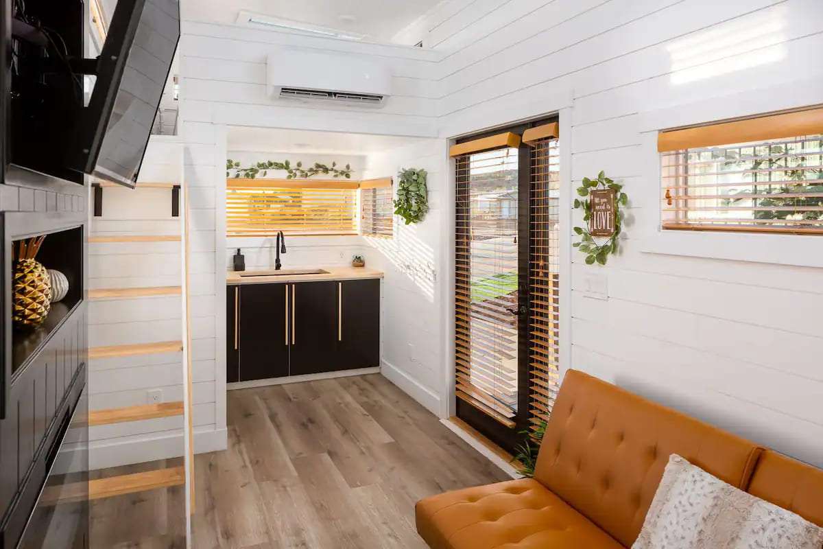 Tiny Modern Haven With Jacuzzi Dream Tiny Living